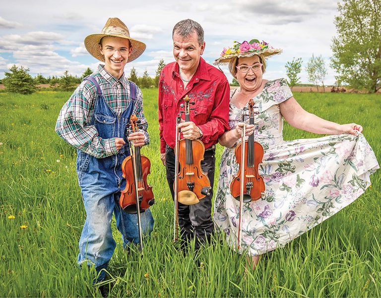 Woods bringing ‘Old Fashioned Hoedown’ to Shelburne Oct. 29