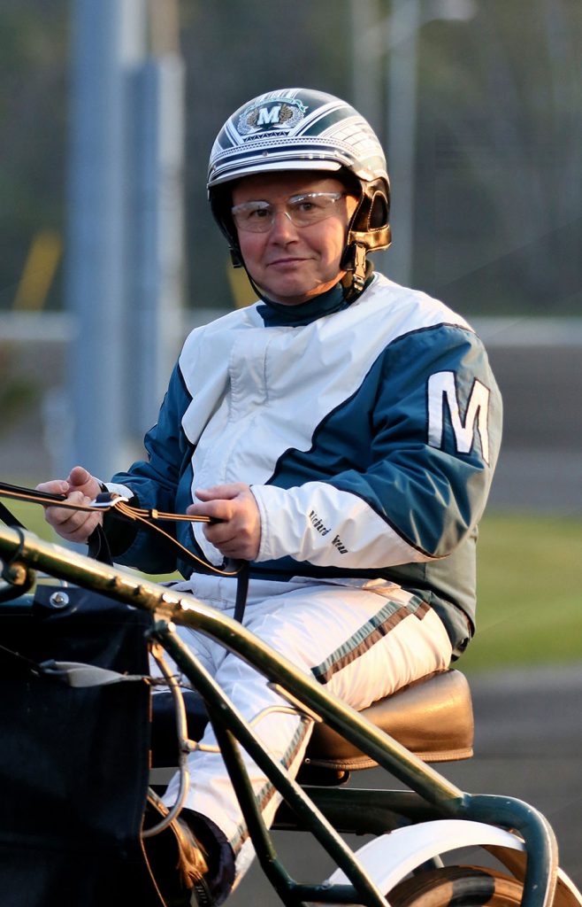 Moreau wins 10th straight Trainer of the Year award