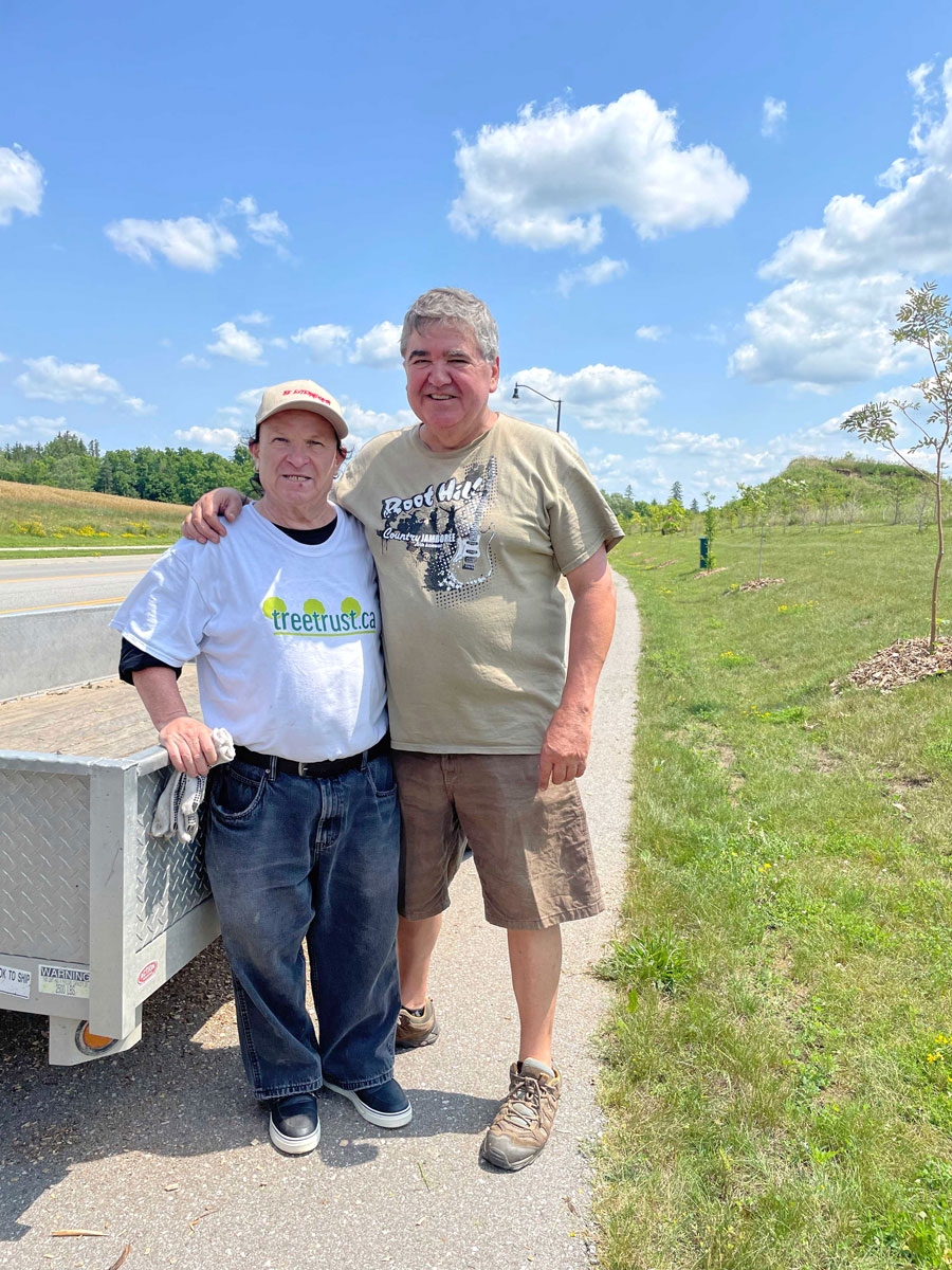 Neighbourwoods holds mulching event