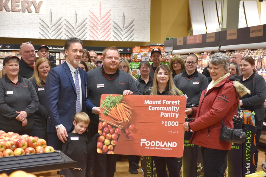 Mount Forest Foodland hosts grand opening