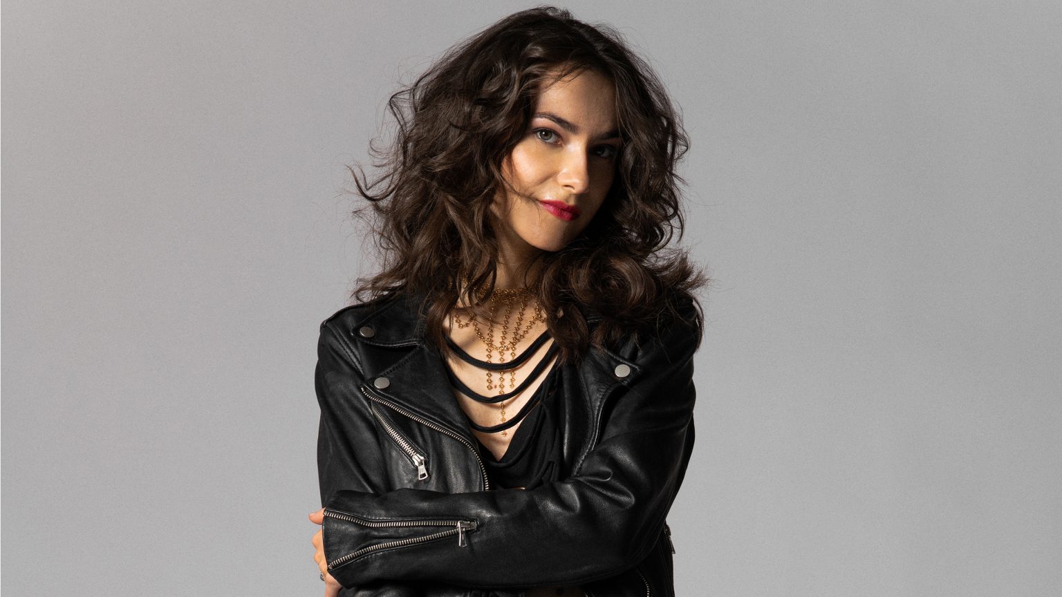 Madison Galloway releases new blues-rock anthem: Love Like Yours