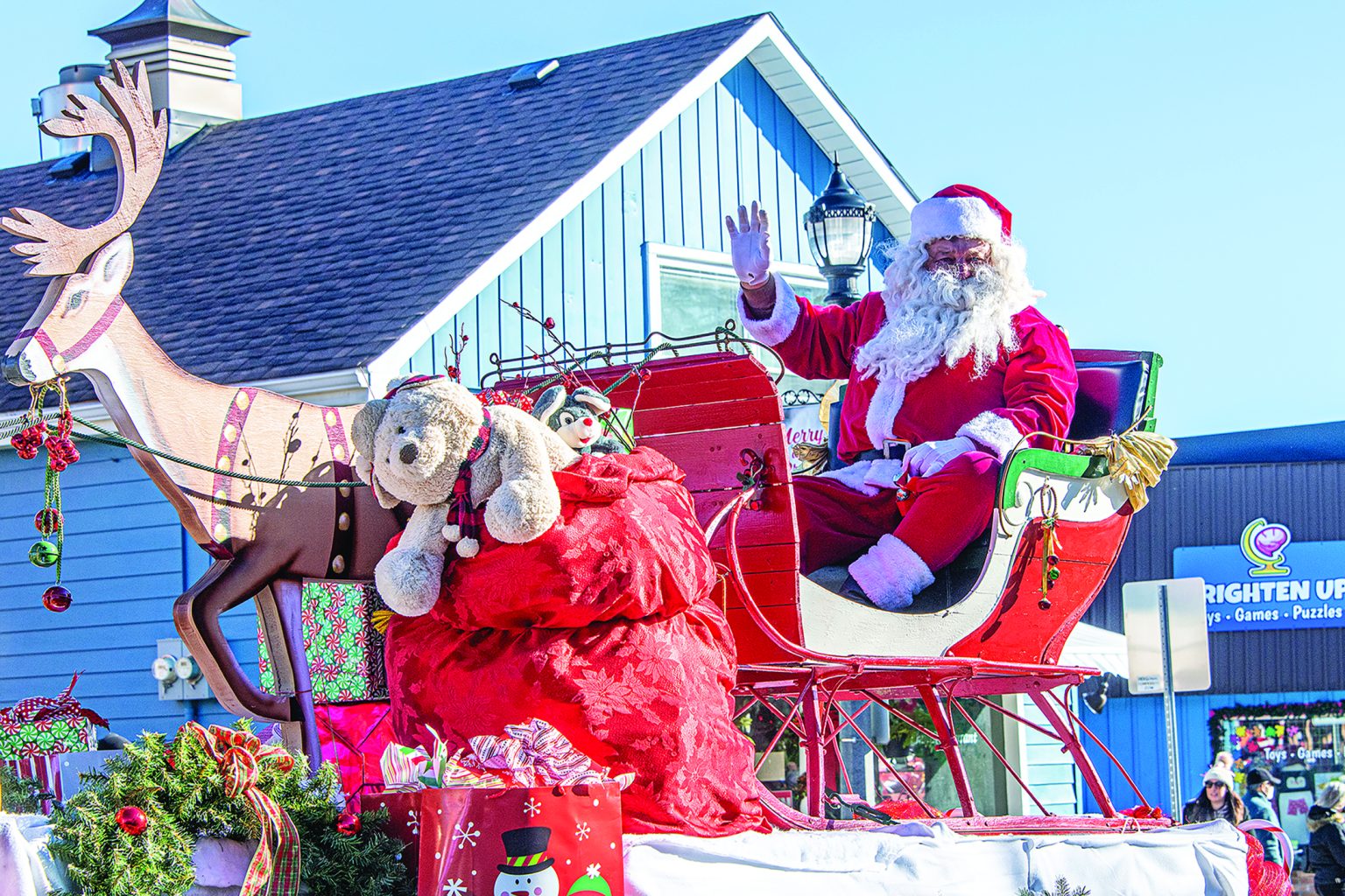 Santa Claus is coming to Wellington County