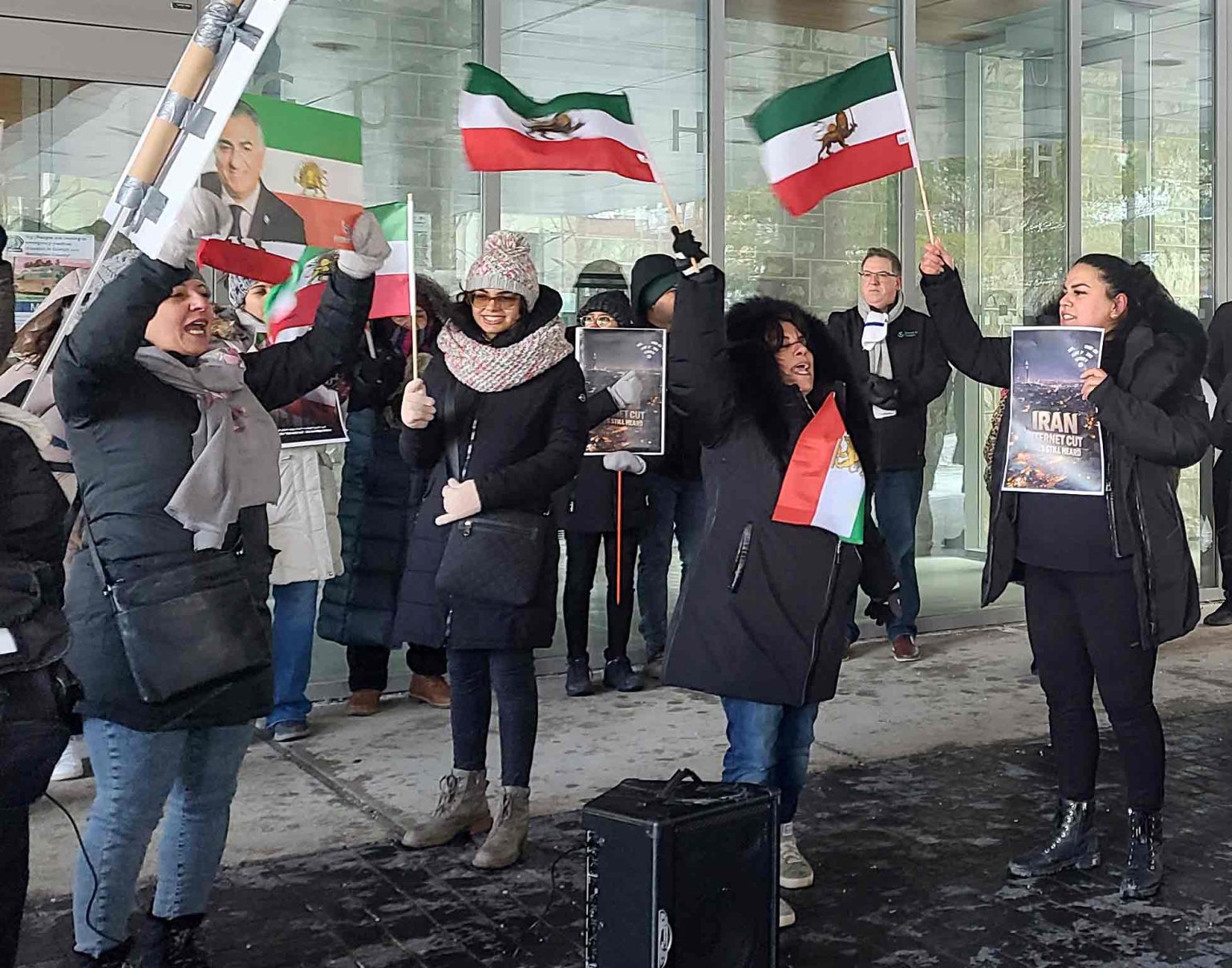 Community members rally for Iran